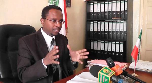 Gudoomiyaha Maxkamada Sare Ee Somaliland Proffesor Adan Xaaji Cali Oo ...