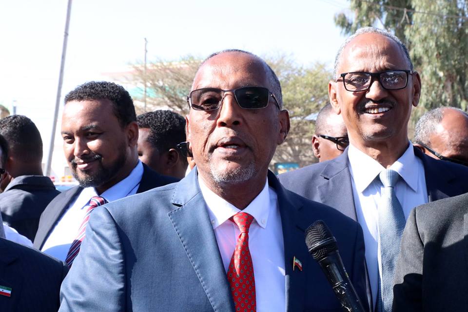 Madaxwayne Muuse Biixi Oo Ka Dareen Celiyay Baaqii Shacab Ee Ay Dhawaan ...