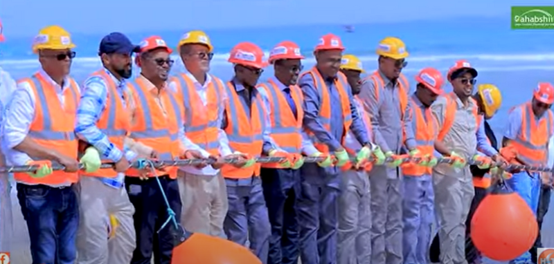 Shirkada Somcable Somarine Network Oo Xadhigii Labaad Ee Internetka ...