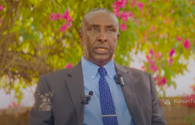 Xildhibaan Yaxye Araarse Oo Gudoomiyaha Golaha Guurtida Ku Bogaadiyay ...