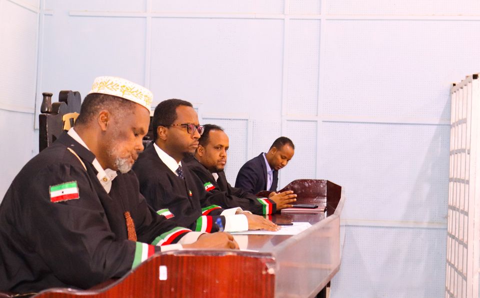 Maxkamadda Sare Ee Somaliland Oo Xukun Kasoo Saartay Urur Siyaasadeed ...